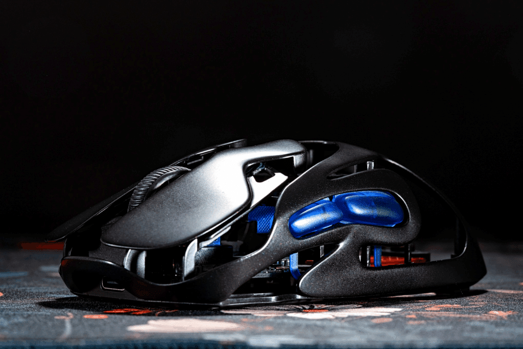 Mouse with “infinite battery life” and large holes presented: What's ...